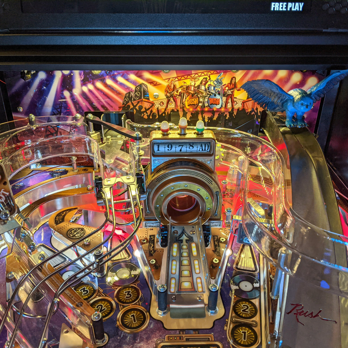 Rush Pinball Interactive Backboard Illumination – Mezel Mods